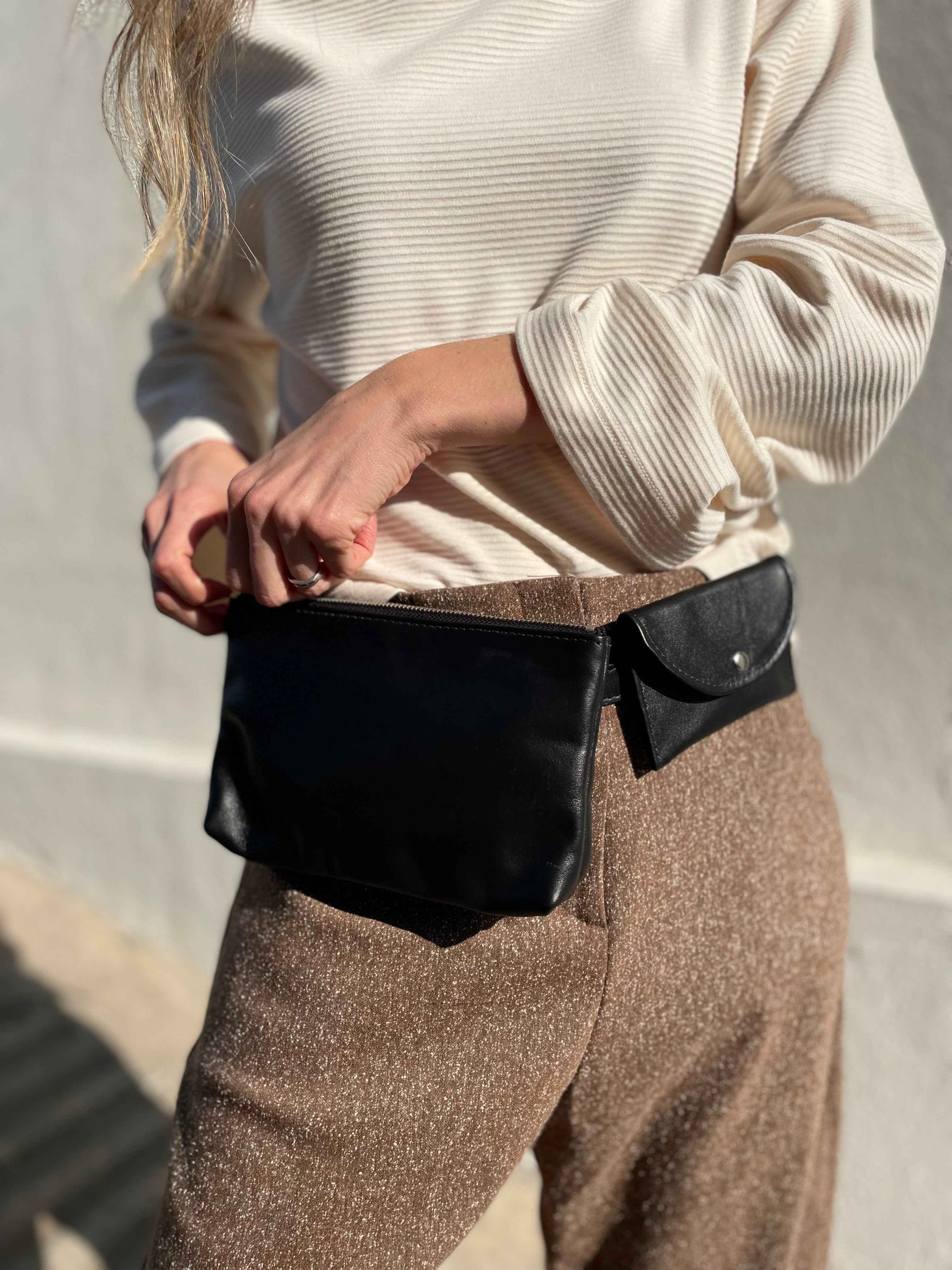 Beltbag Zurich 100% Cuero Negro – LAUBESTORES